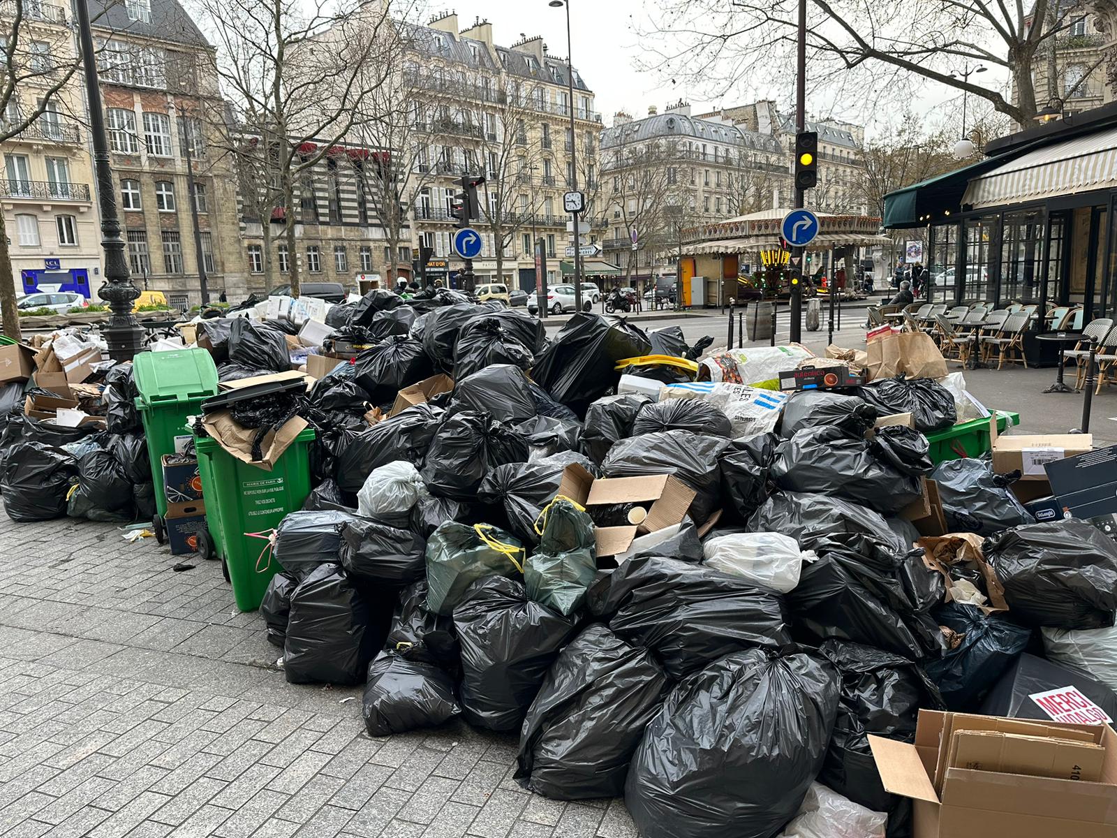 Grève des éboueurs à Paris